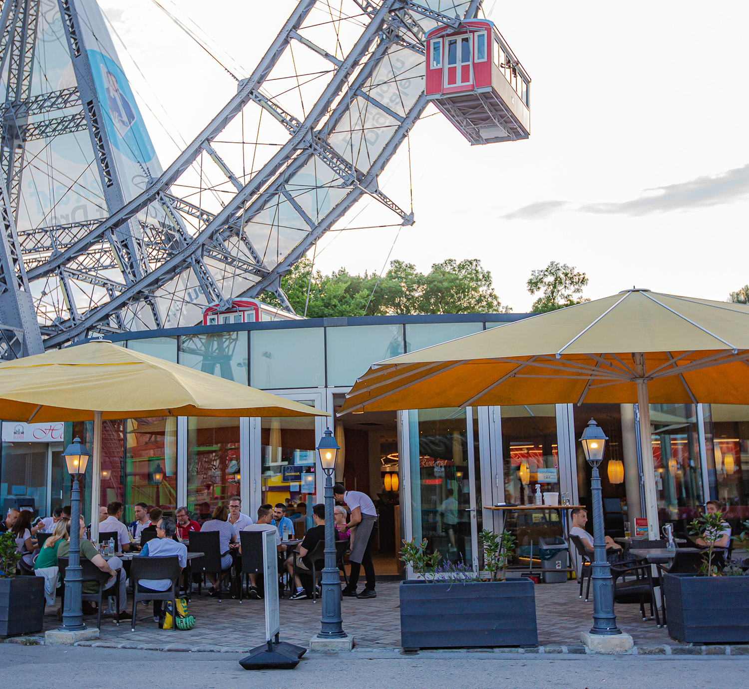 Café zum Riesenrad ⋆ Prater.at