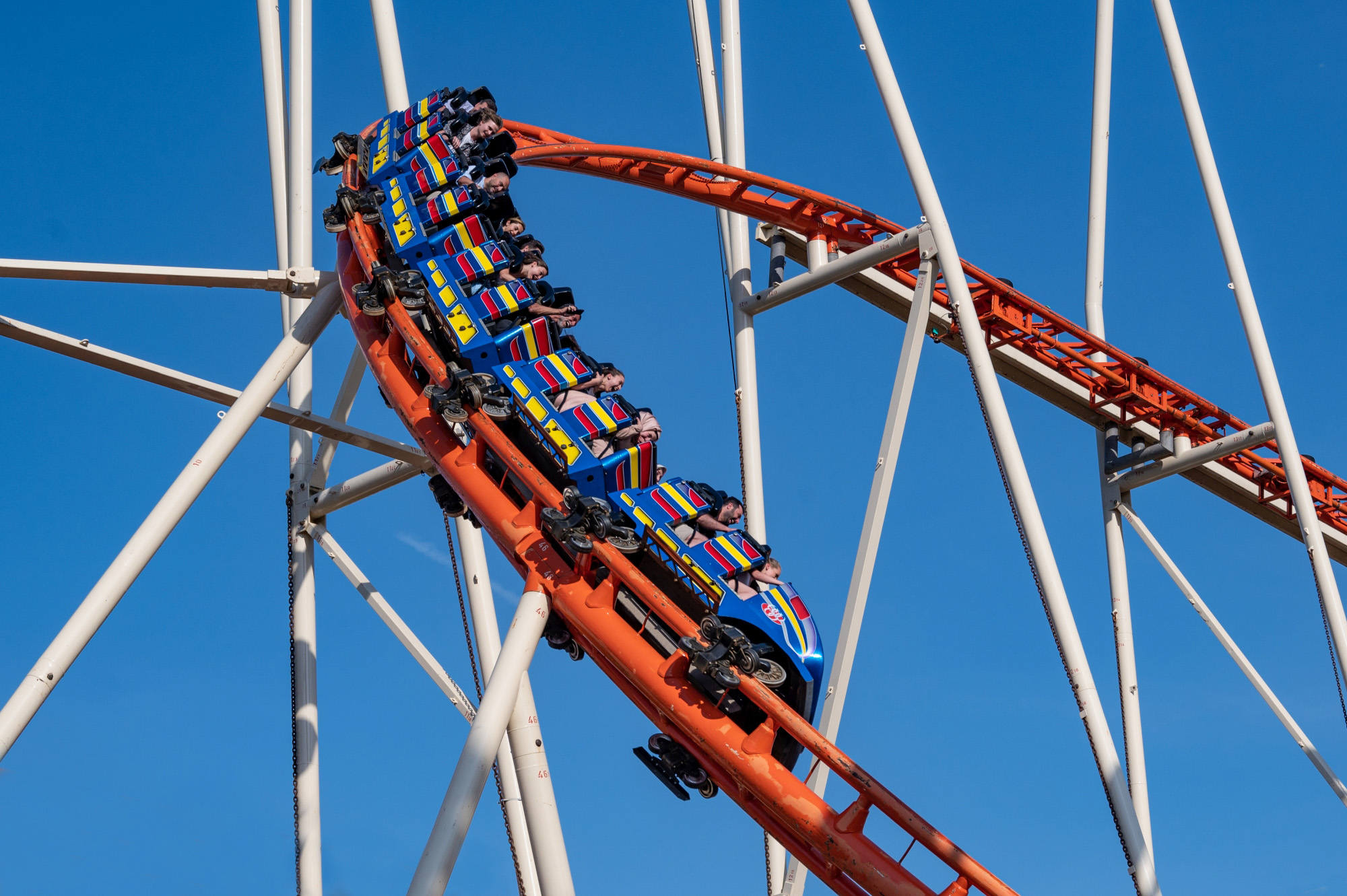 Heuer zu Gast: Daemonium, XXL Schaukel und Olympia Looping ⋆ Prater.at