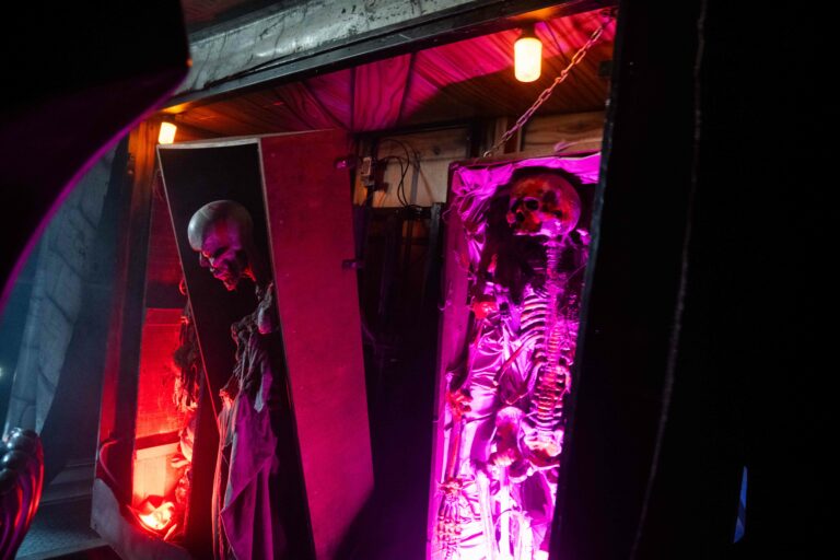 Heuer zu Gast: Daemonium, XXL Schaukel und Olympia Looping ⋆ Prater.at